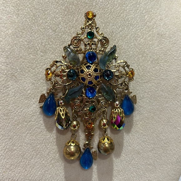 Vintage | Jewelry | Vintage Byzantine Swarovski Crystal Broochboutique ...
